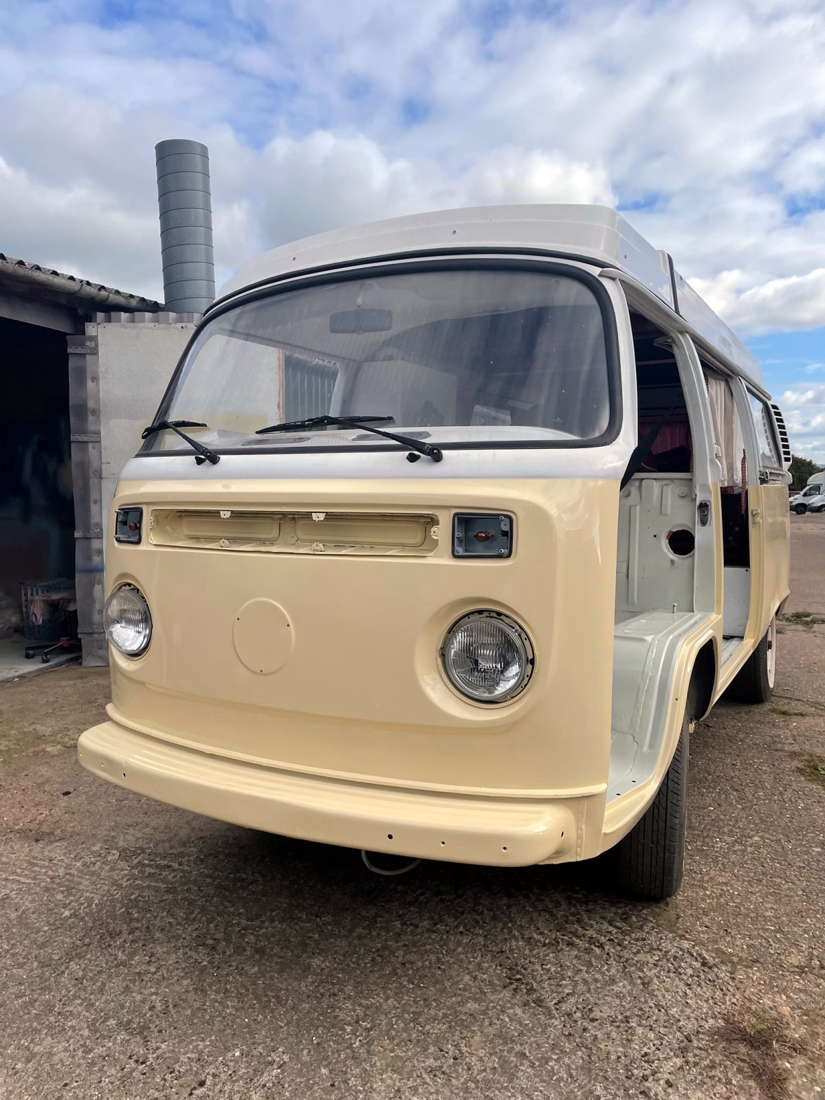 Odd Ball Customs - Vintage VW Specialists - Oddball Customs